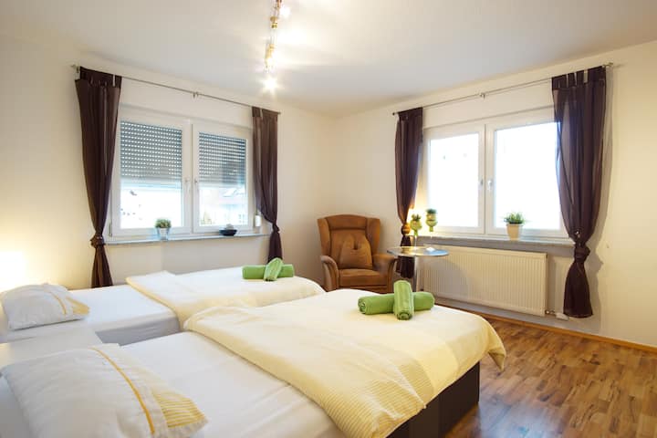 Schöne Monteurzimmer In Lauffen Am Neckar - Besigheim
