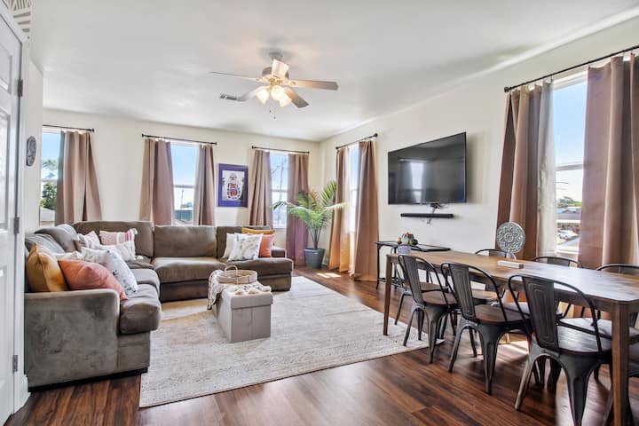 Cozy Home, 10 Mins To Bourbon & Convention Center - New Orleans, LA