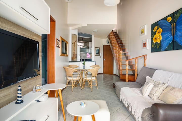 Cobertura A Poucos Passos Do Mar, Wi-fi E Tv Cabo - Florianópolis