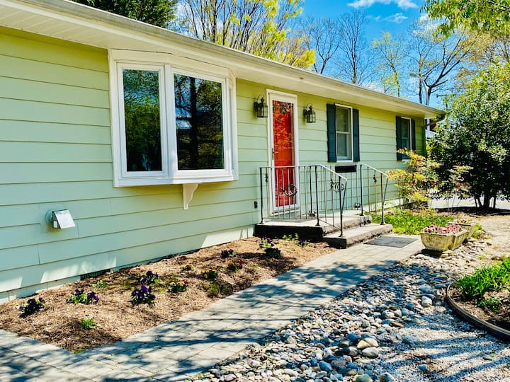 In-town - Walk/bike/drive To Beach/dining & Stores - Rehoboth Beach, DE