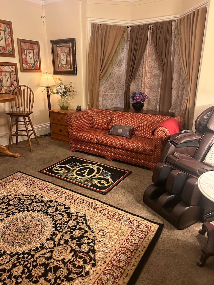 Furn 1bdrm Parking Wi-fi, Tv, Wtr, Sew, Gar, Pets - Stockton, CA