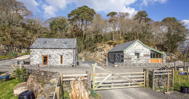 Cottage Ty'n Llwyn Cornel - Cosy Snowdonia Retreat - Portmeirion