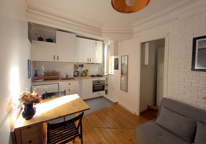 2 Pièces - Au Cœur Du Village Montmartre - Paris