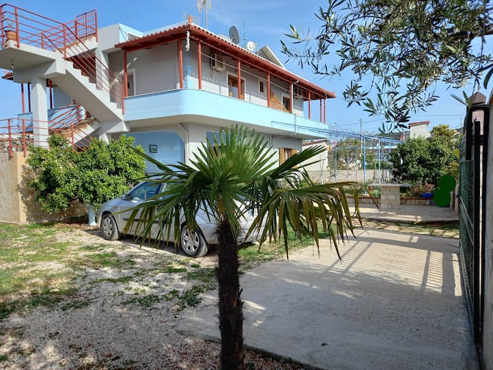 Triple Studio With Kitchen! Garden And City View 4 - Ksamil