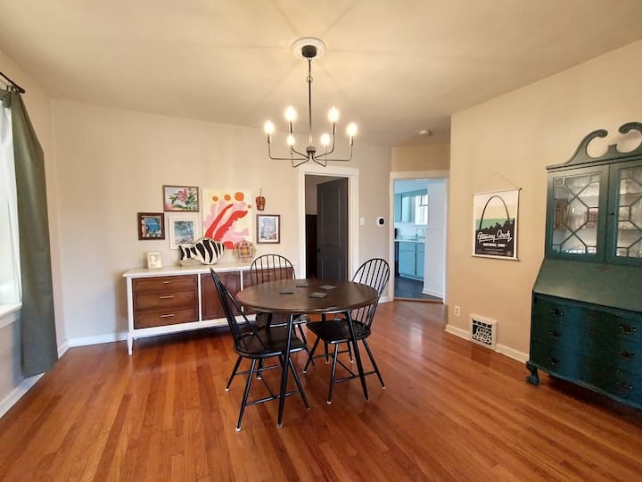 Cute & Colorful Apartment In Trendy Walkable Area! - 세인트루이스