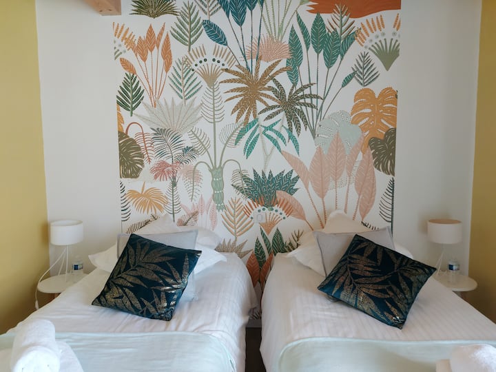 Aux Couleurs Poudrées, Fleurie Ambiance Nuptiale - Lac d'Orient