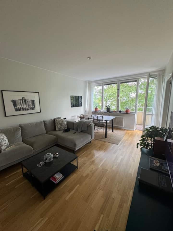 Mysig Lägenhet I Bromma - Stockholm