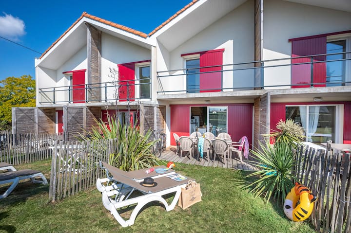 Mobil Home Avec Jacuzzi, Camping 4* De Bord De Mer - Pornic