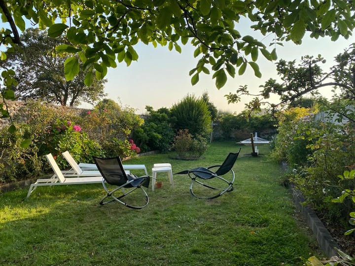 Jolie Maison De 150m2 / Entre Plage Et Bourg - Brignogan-Plage