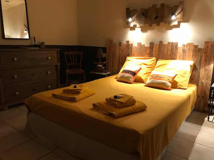 Chambre Zen Pour 2 Pers Tout Confort - Lambesc