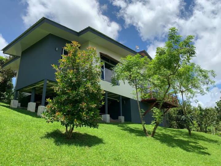 Monterrey Country House - Natural Harmony Refuge - Costa Rica