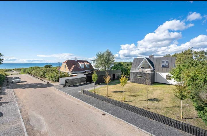 Nice Big Beach House. 2nd Row To Sea. Sea-view. - Aarhus