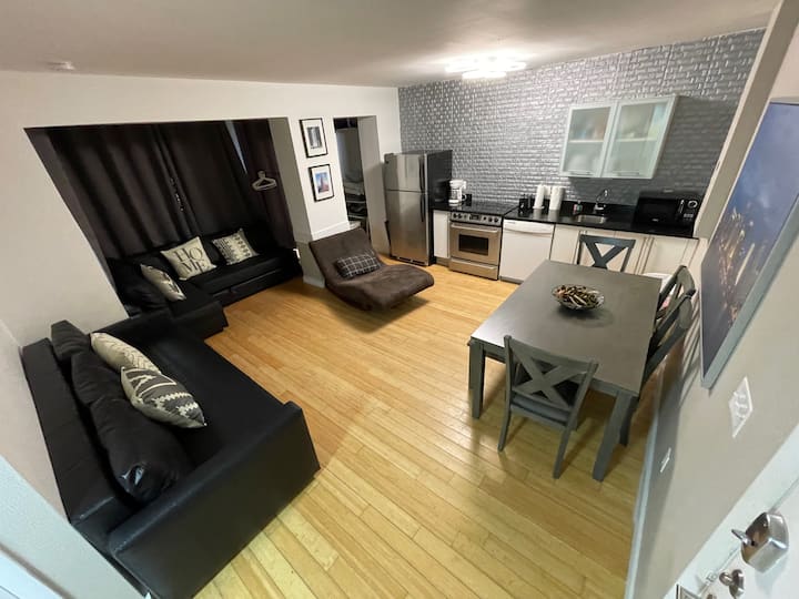 Gorgeous 1 Bedroom In Washington Av And 15th St. - Key Biscayne, FL