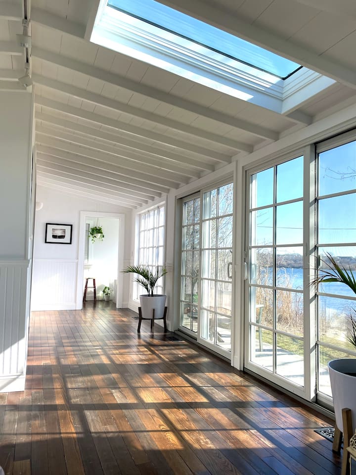 Montauk Waterfront Cottage - Camp Hero State Park, Montauk