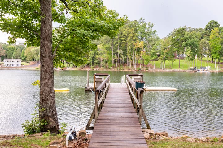 Lake Murray Lake House Vacation Rentals - South Carolina, United States ...