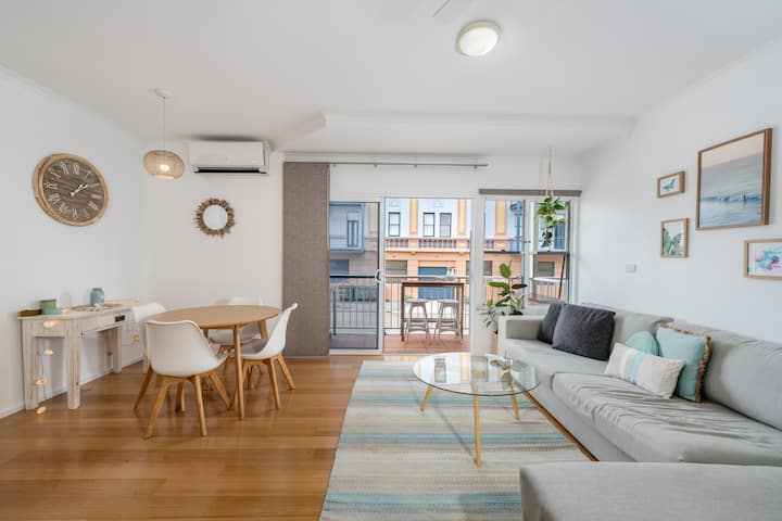 Beach City Apartment - Ace Location - Garage - Newcastle