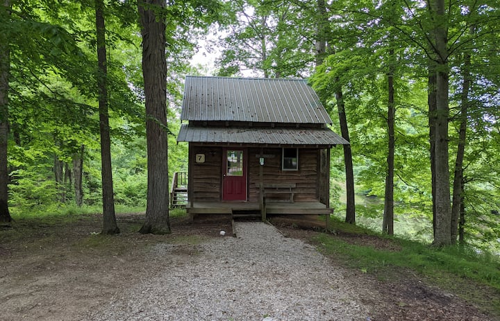 "Scruggs" Deluxe Camping Cabin #7 | Pet Friendly - Brown County, IN