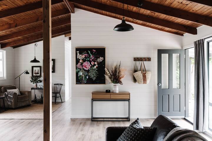 Gippsland furniture house store