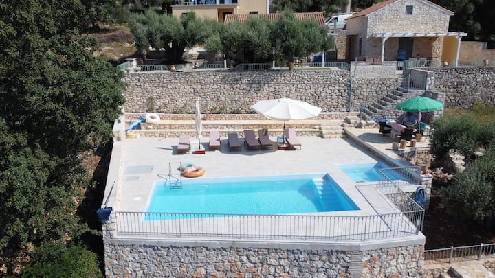 Kouvarata Villa 2 With Swimming Pool &Amazing View - Fiskardo