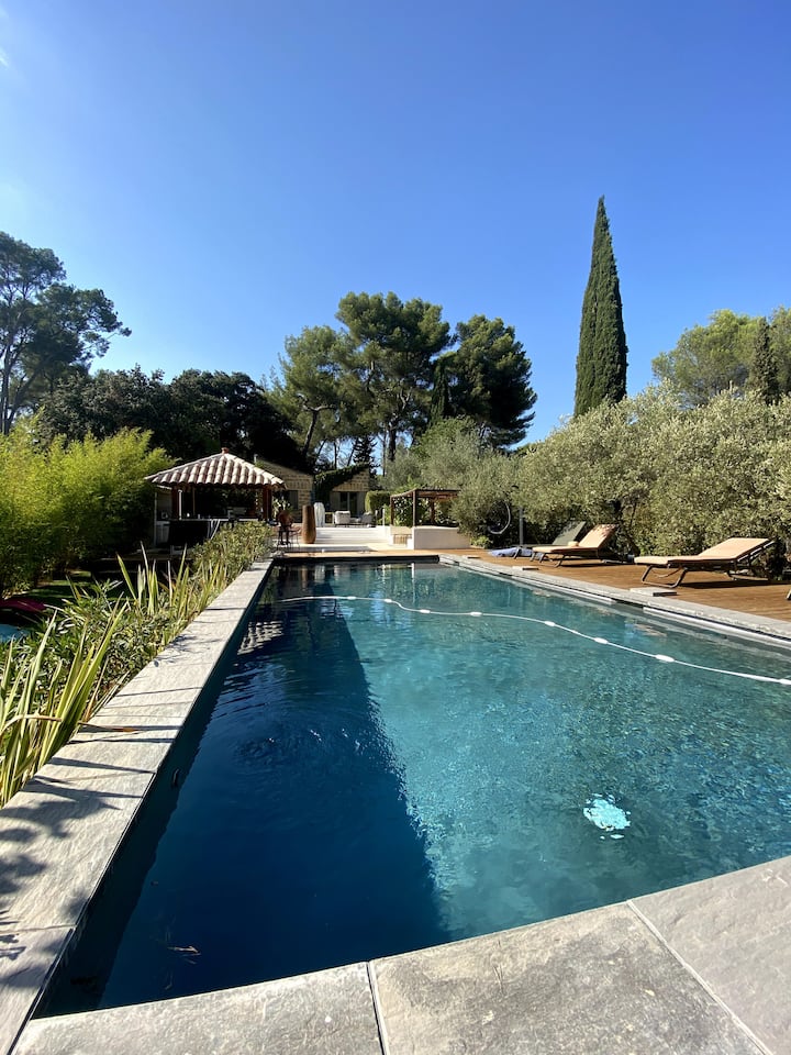 Un Havre De Paix Dans La Forêt De Marcel Pagnol - Allauch