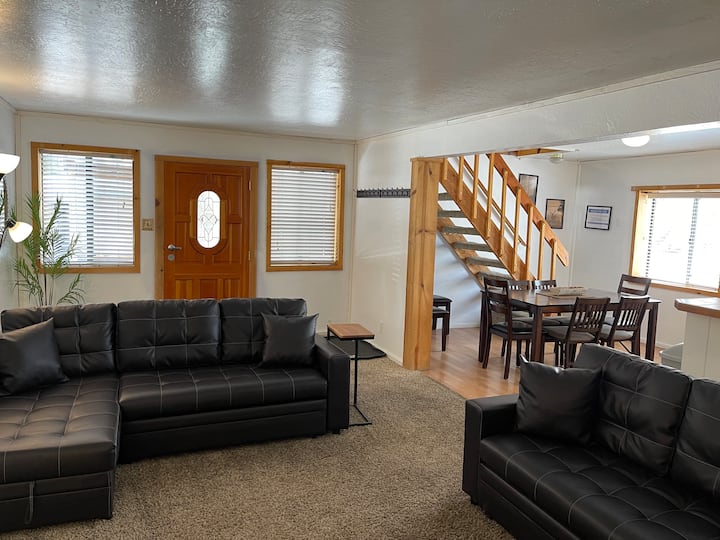 3 Bedroom Home, Sleeps 10 -Walking To Village - Big Bear Lake, CA