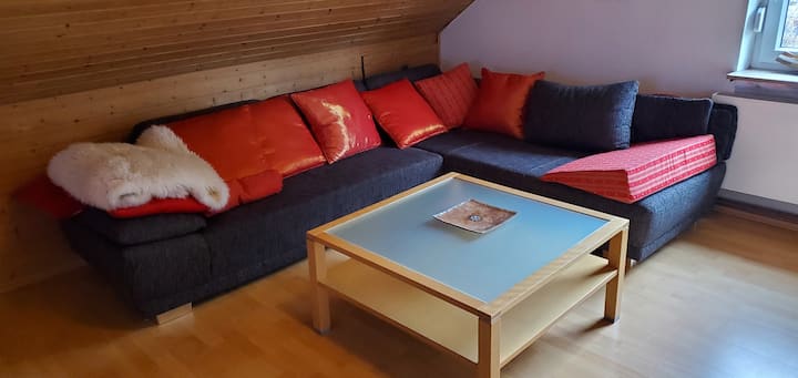 Dg Wohnung Mit Separatem Zugang, Voll Eingerichtet - Langen