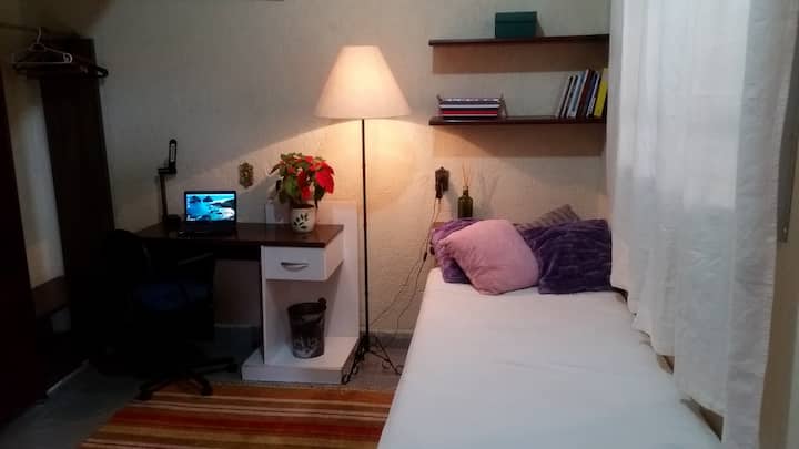 Lindo Quarto Para Mulheres - Sorocaba