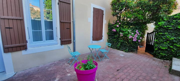 Charmant Appartement Coeur Centre Ville Avec Cour - Chalon-sur-Saône