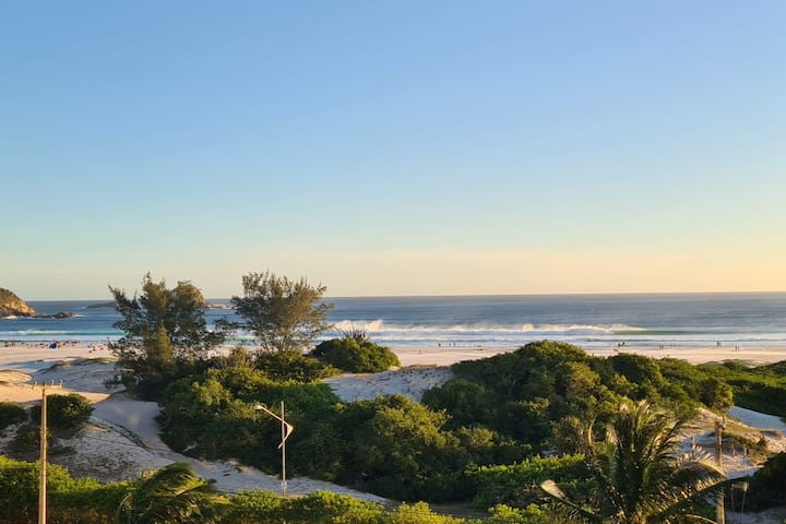 Luxo De Frente Para Praia Com Vaga E Piscina - Arraial do Cabo