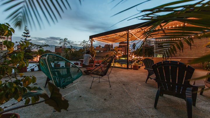 Tiny Loft With Desk, 2 Wifi And Cleaning | L2 - Medellín