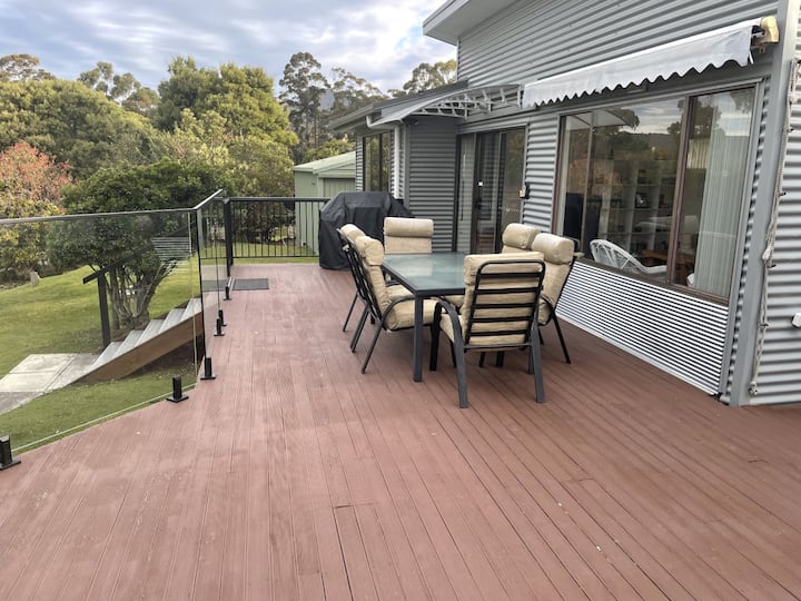 Adventure Bay Family Retreat - Bruny Island