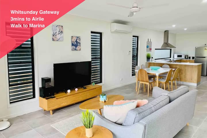 Hamilton | Beach, Parks, Cafes & Bars | Air-con - Whitsundays