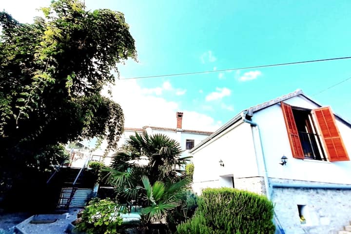 Maria - Cosy Rural Cottage With Great Sea View - Croatia