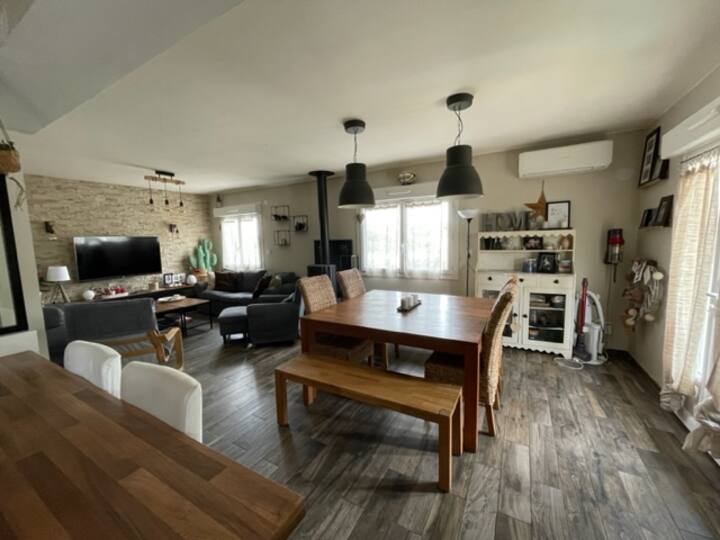 Maison Cosy à Carpentras Pour 8 à 10 Personnes - Carpentras