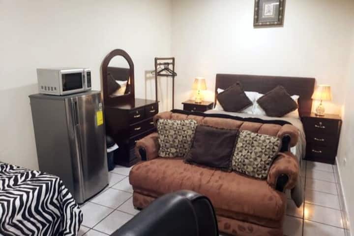 Nice Apartamento, A2 Minutos De Embajadamericana/a - Tegucigalpa