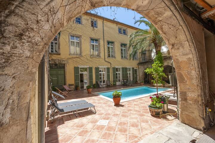 Gd Appart,hôtel Particulier 17ème,piscine Commune. - Languedoc-Roussillon