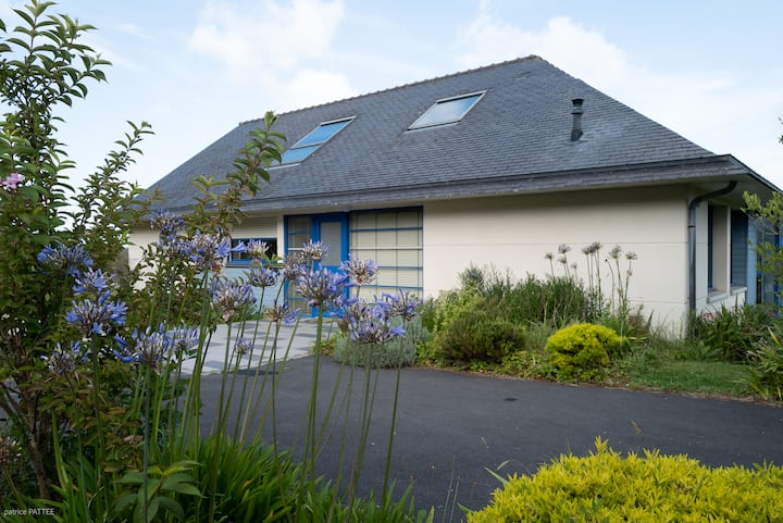 Grande Maison Avec Belle Vue Sur La Mer - Saint-Pol-de-Léon