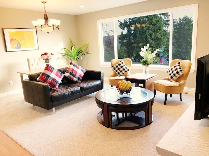 Seattle Bellevue Downtown House Mountain Viwe - Bellevue, WA