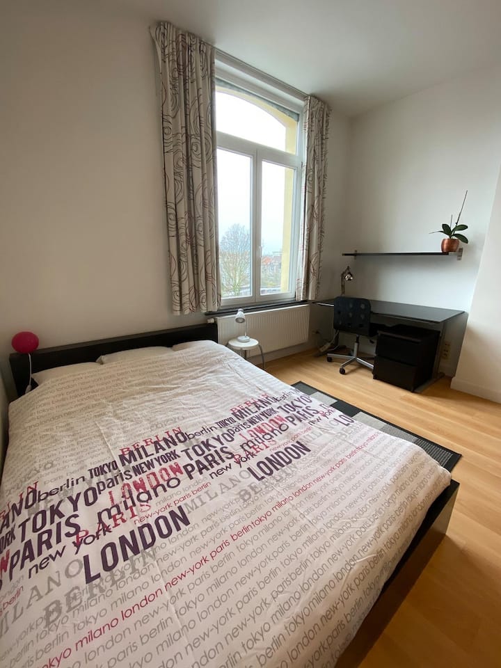 Bright Flat With View On Brussels, In Master House - Bruselas, Bélgica