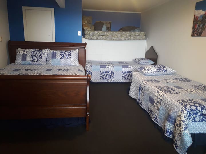 Jo_inns Entire Two Room Retreat - Tapu
