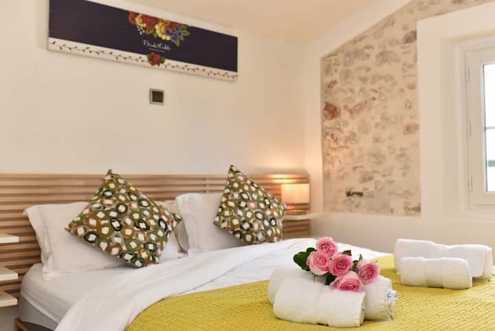 Center Old Antibes 1br Flat With Ac, Wifi - Juan-les-Pins