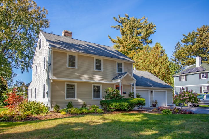 2br Suite W/private Bath In South End Hill Section - Burlington, VT