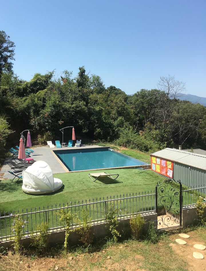 Maison Avec Piscine à Debordement, Vue Mer 16/18p - Corsica