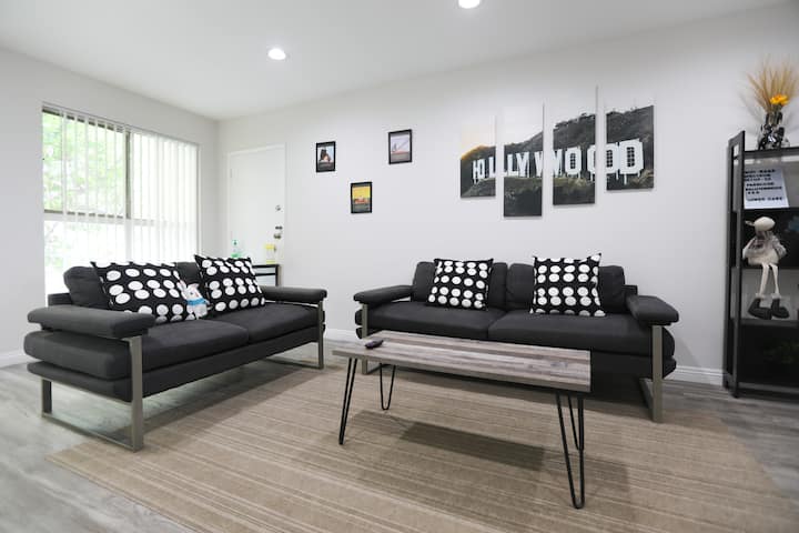 Spacious Cozy Unit In La 1ba1br With Parking - Culver City