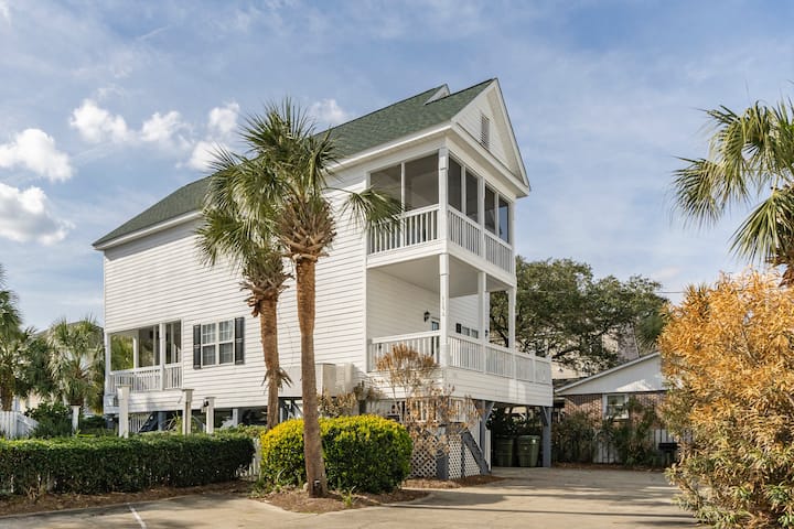 Seas The Moment - Steps From The Beach! - Murrells Inlet, SC