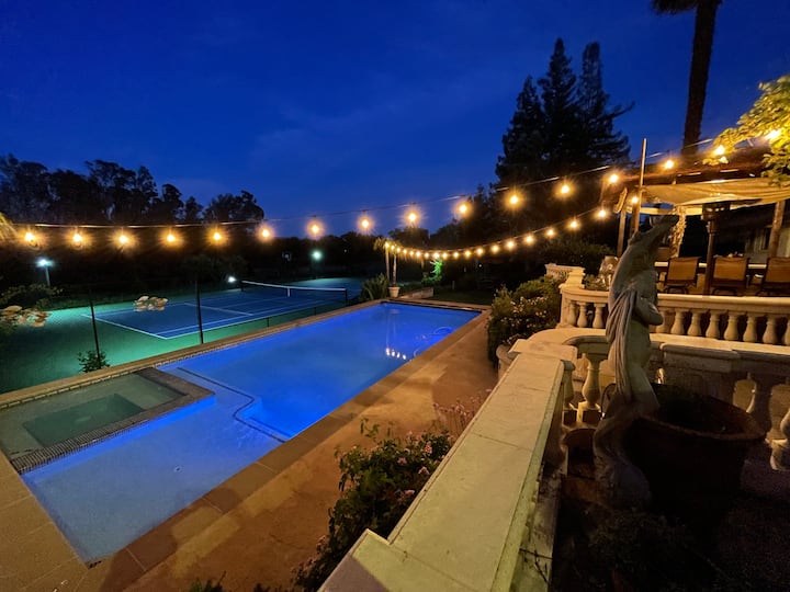 Entire Resort Villa *Pool-spa-tennis-wine-dine* - Healdsburg, CA