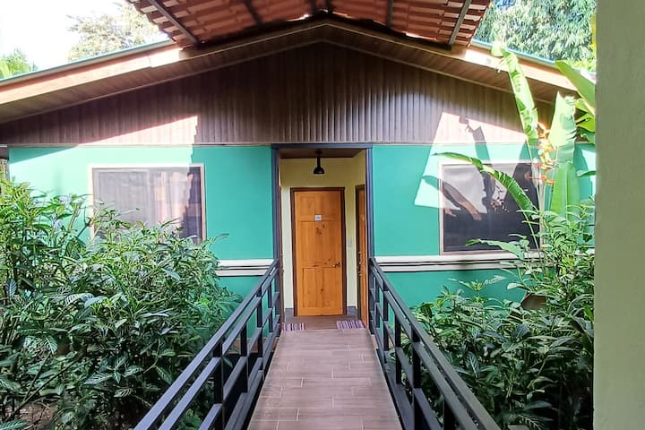 Jungle Cabinas King Suite #6 - Playa Blanca