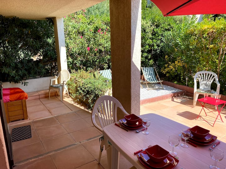 Plage de la Gaillarde Vacation Rentals & Homes - Roquebrune-sur-Argens ...