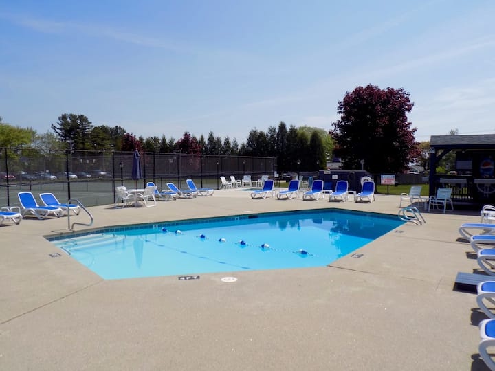 Chic & Cozy Renovated Beach Condo! - Wells, ME
