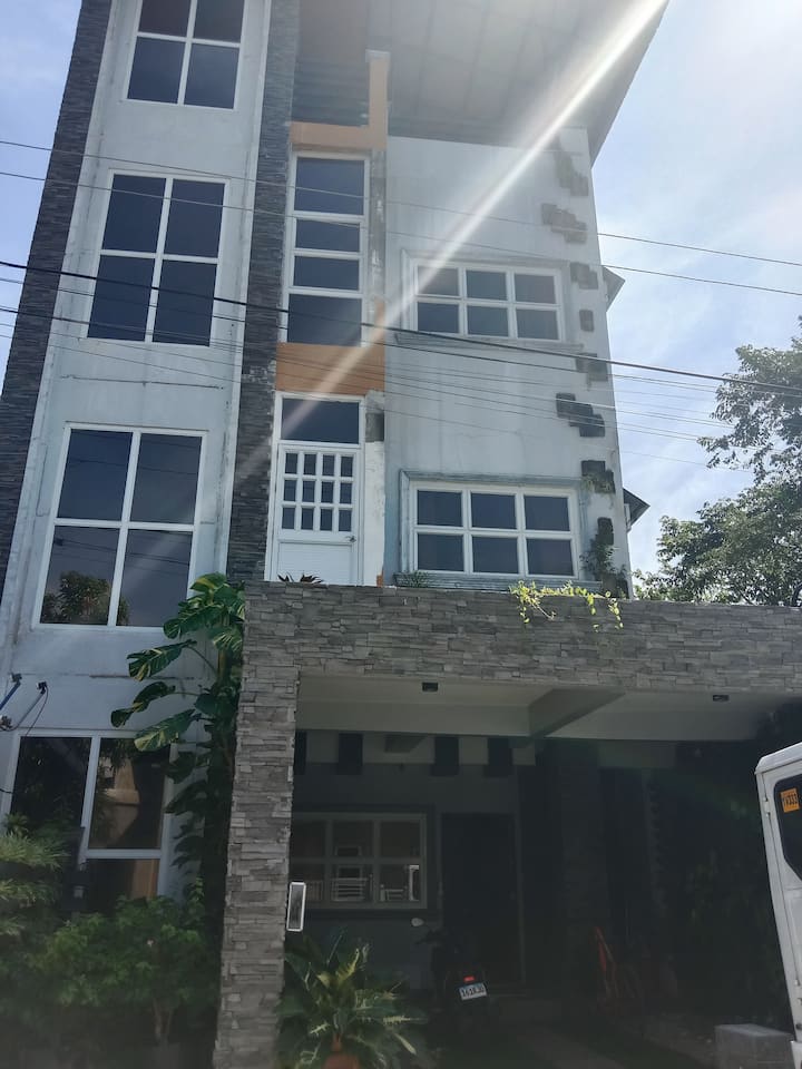 Mariveles House For Rent - Mariveles